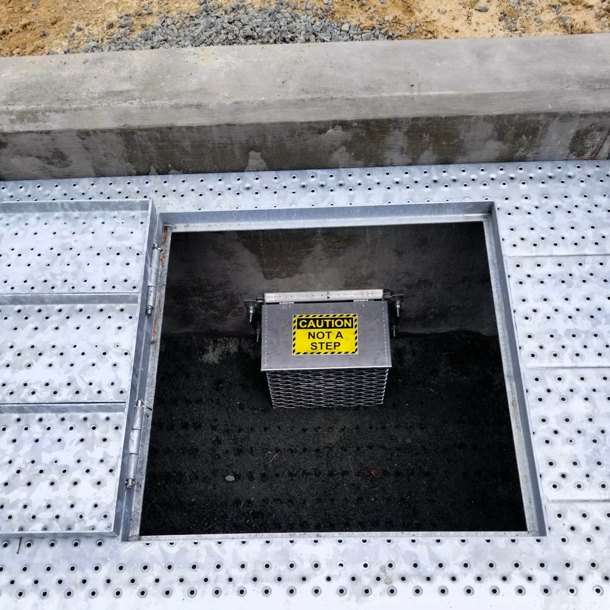 Fire-Suffocating Gratings STONEQUENCH-LHD for transformer pit